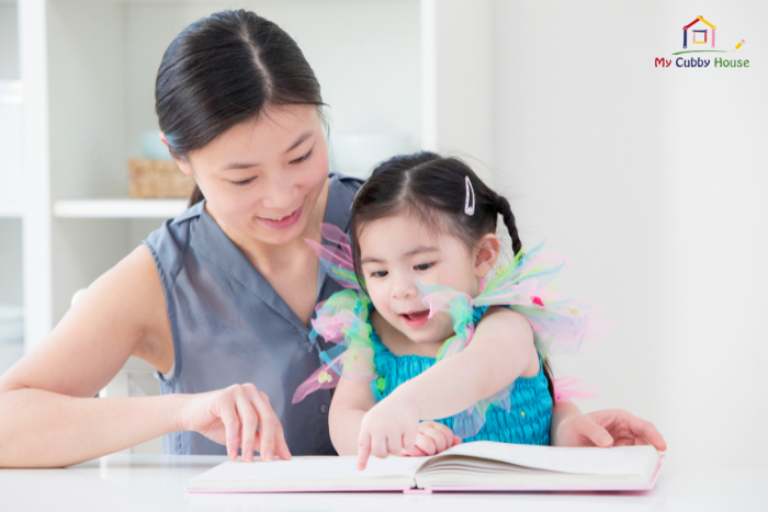 Reading with toddlers - My Cubby House - Child Care Southport
